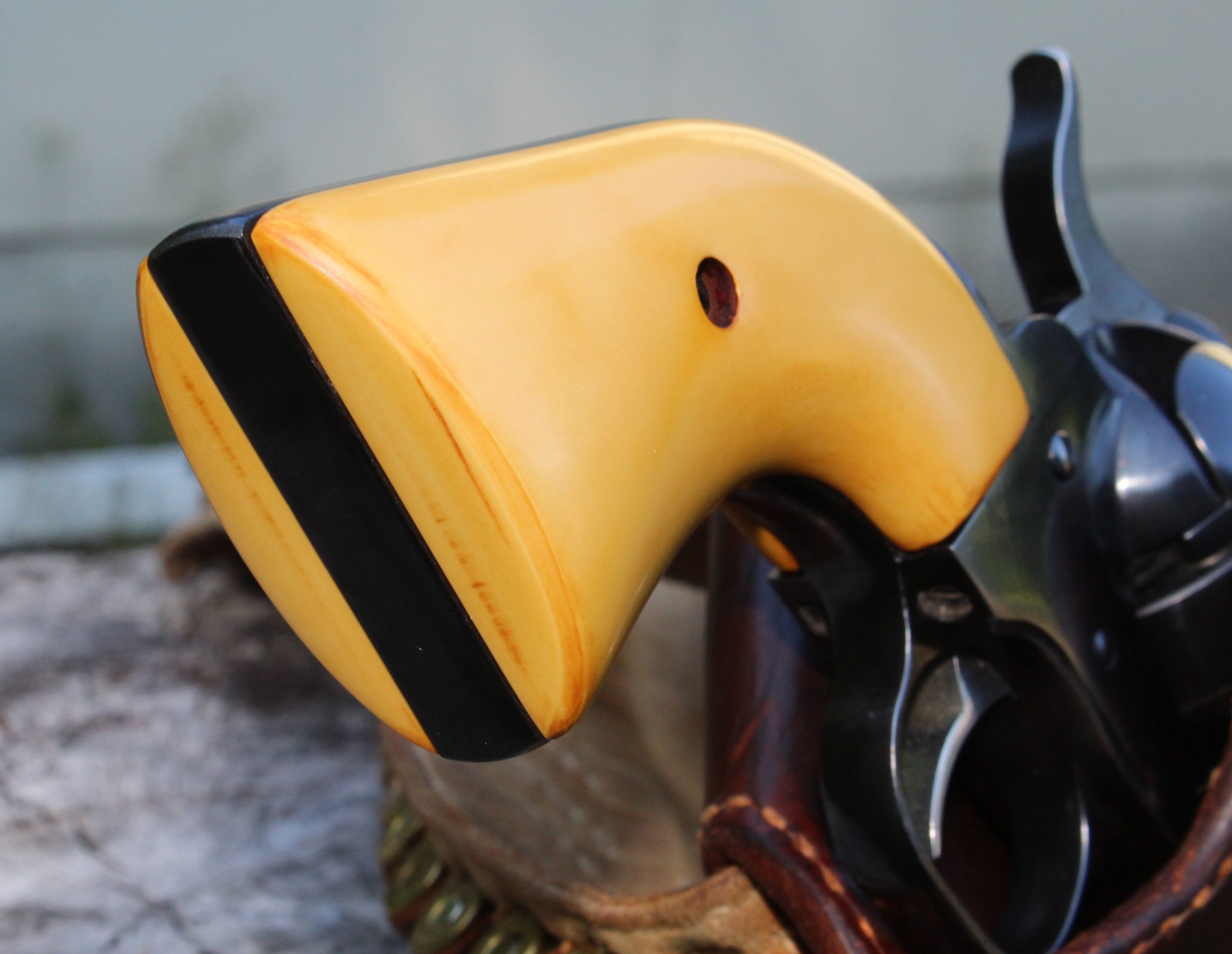 Look, Feel of Genuine Ivory Found in ‘Magna-Tusk’ Grips from Arizona ...